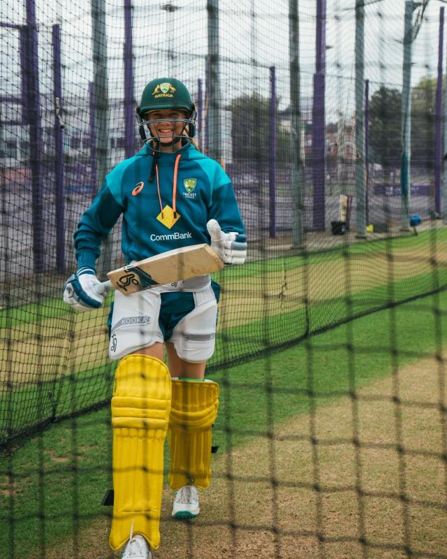 Sippel tours England | Burnett Today